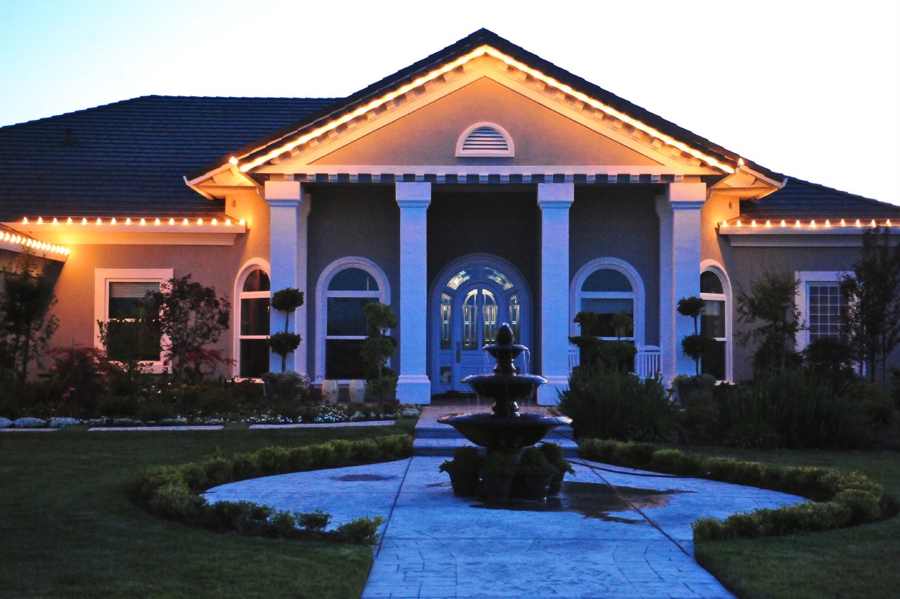 HOLIDAYS - K & T Lights