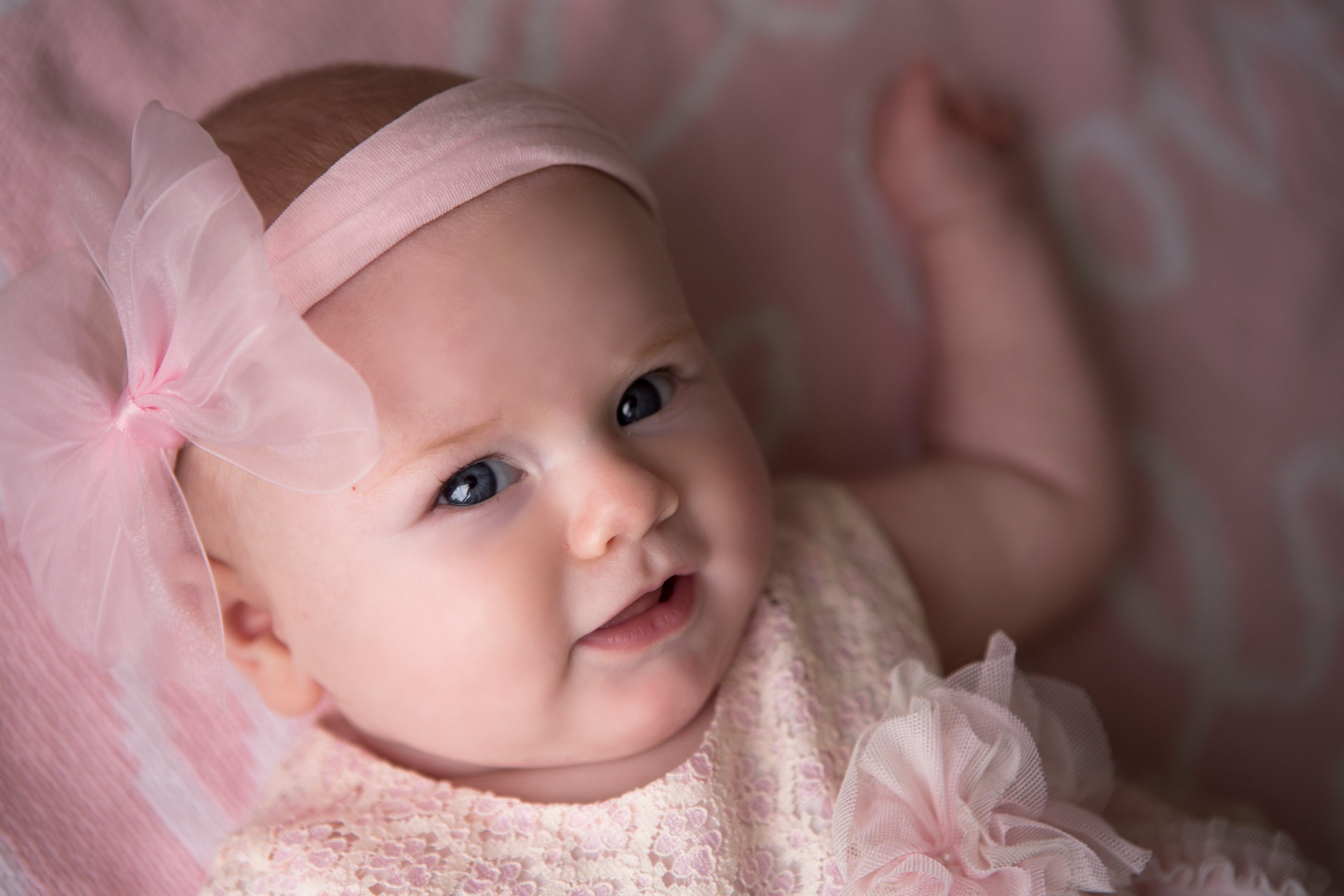 Fort worth baby photographer - Kinsley Webb - Fort Worth Photographer