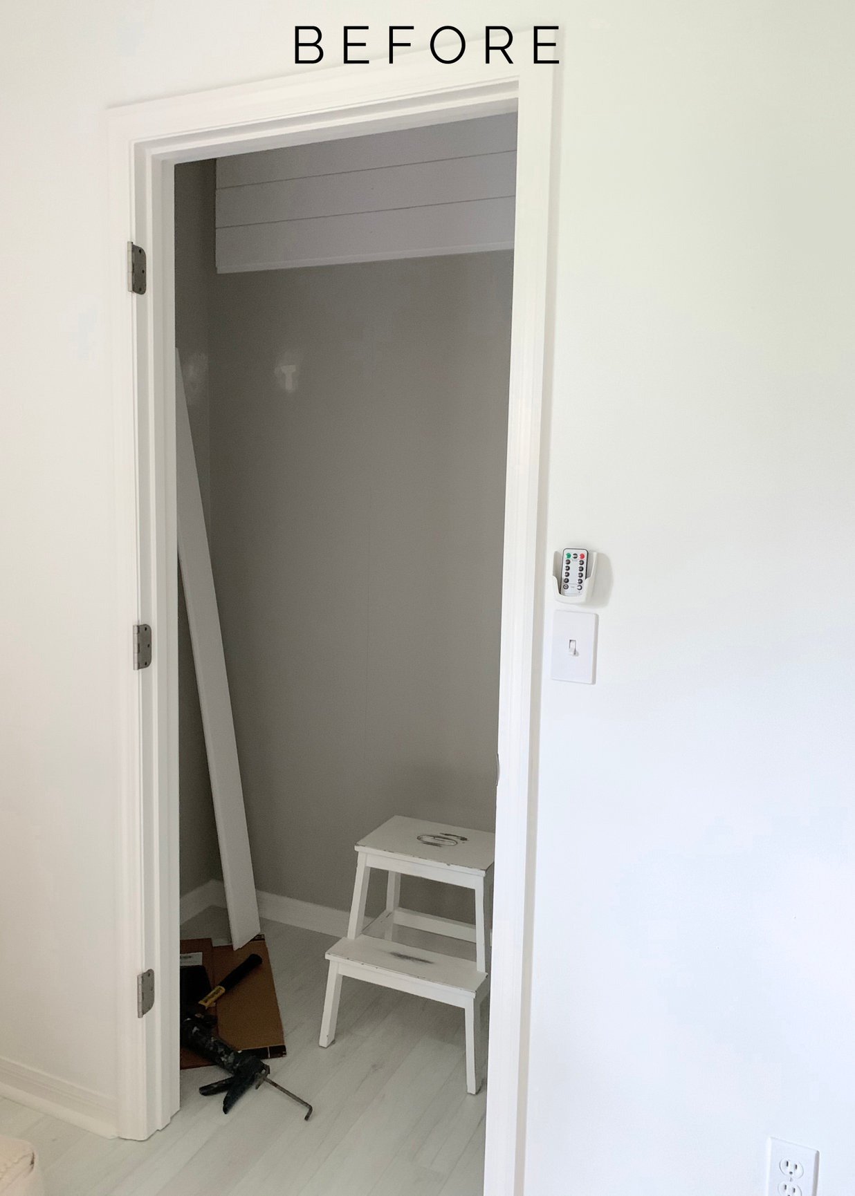 “CLOFFICE” CLOSET TURNED INTO AN OFFICE - DIY DESK - Rya Duncklee Studios