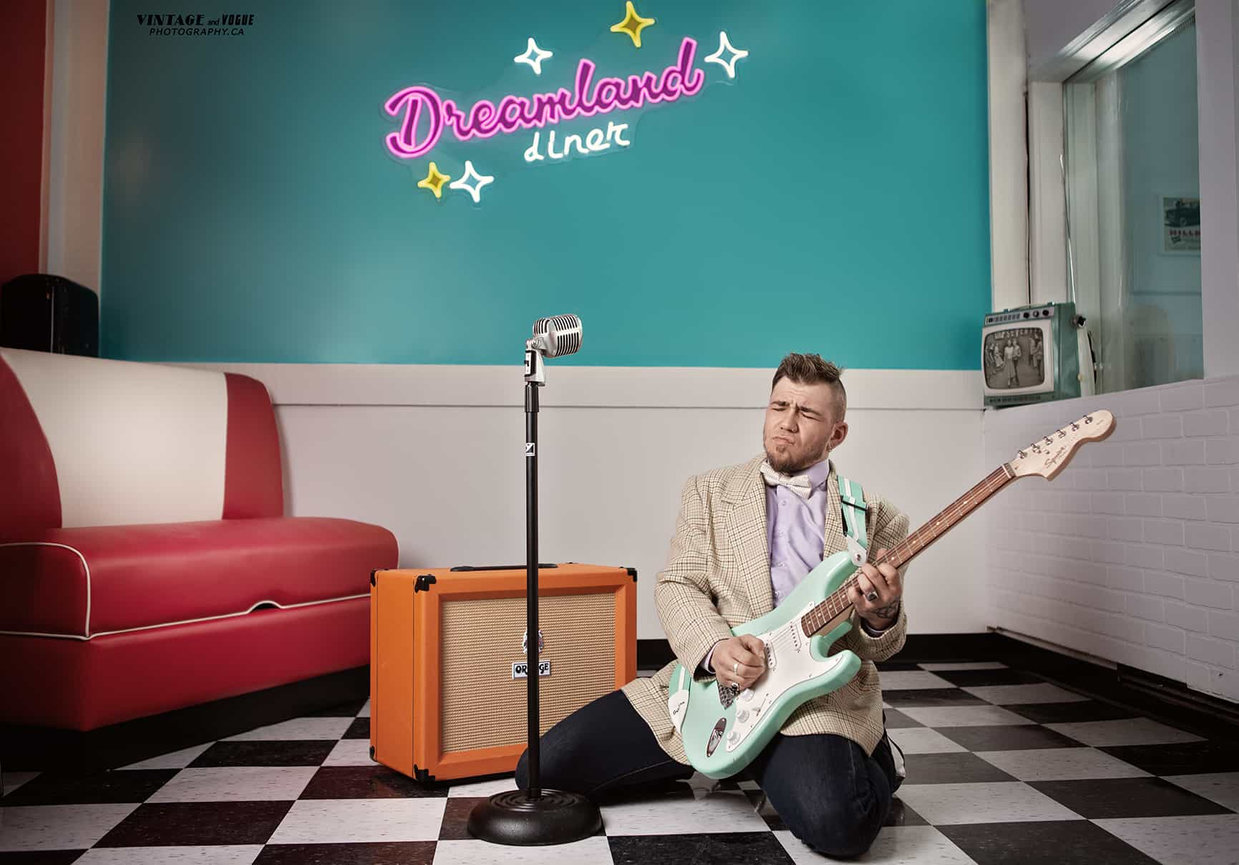 DREAMLAND DINER RETRO WINNIPEG PHOTOSHOOT