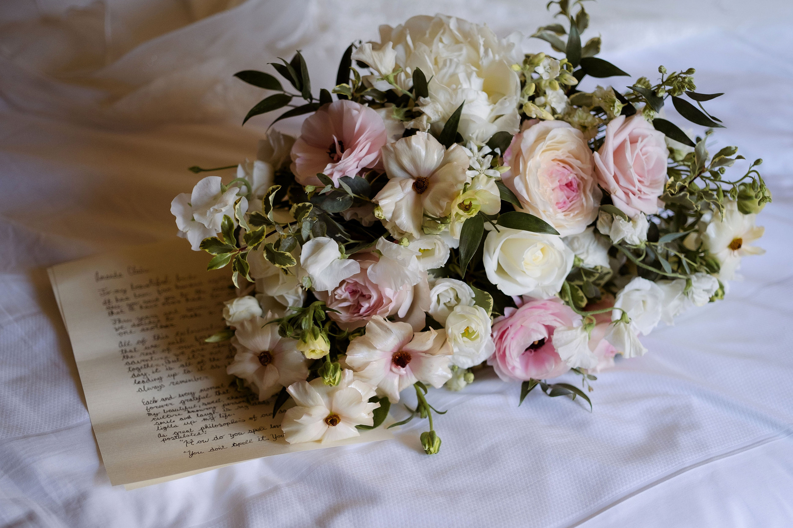 Home | Jen House Design - Elegant Floral Design in Plymouth MI