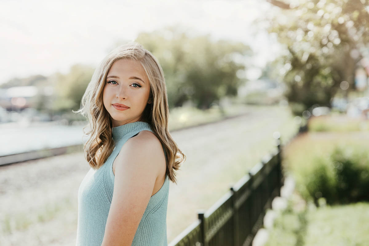 Trend Watch: Senior Portrait Styles for 2024