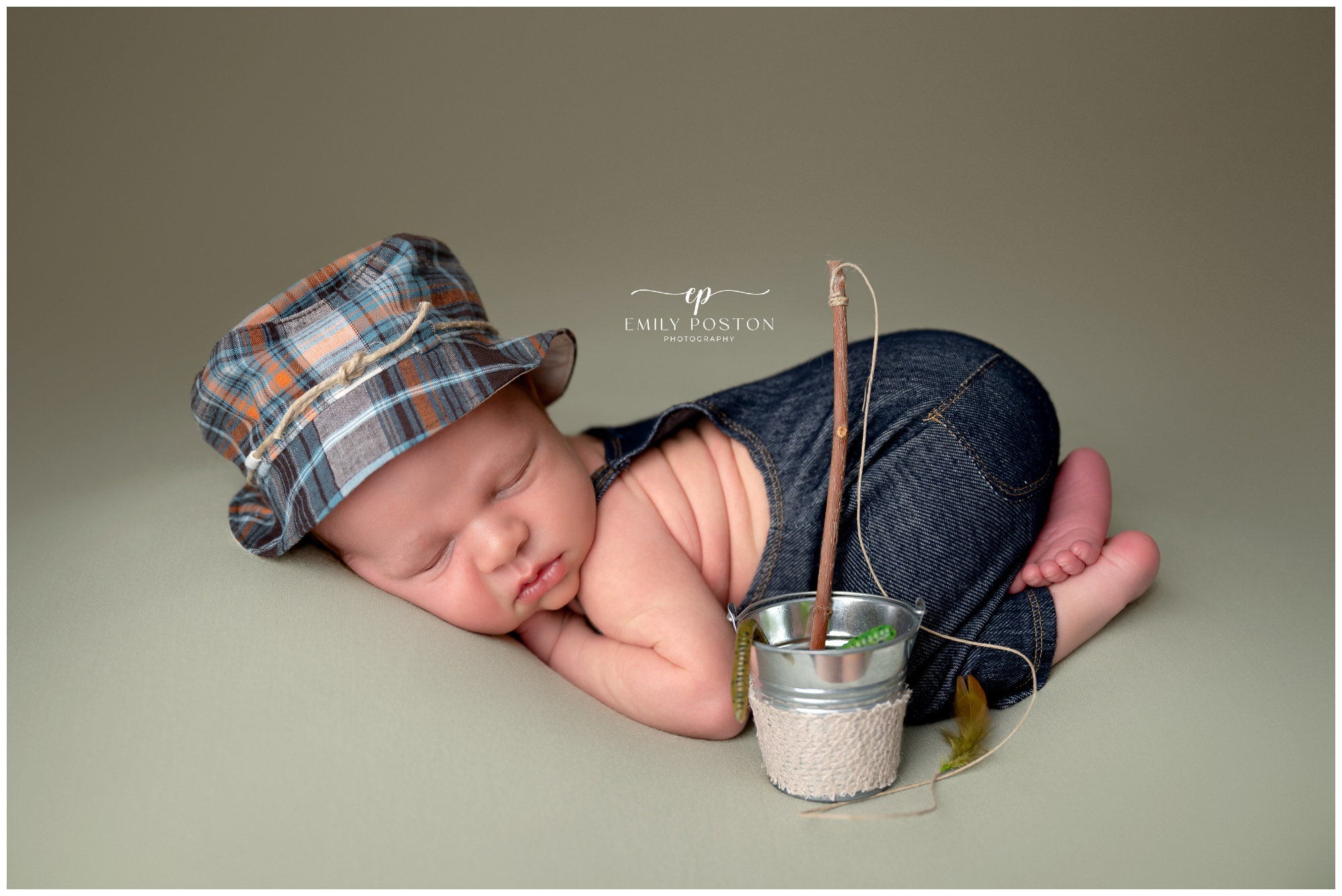 Newborn Photos with Baby Zion in Jefferson City, MO - Emily Poston ...