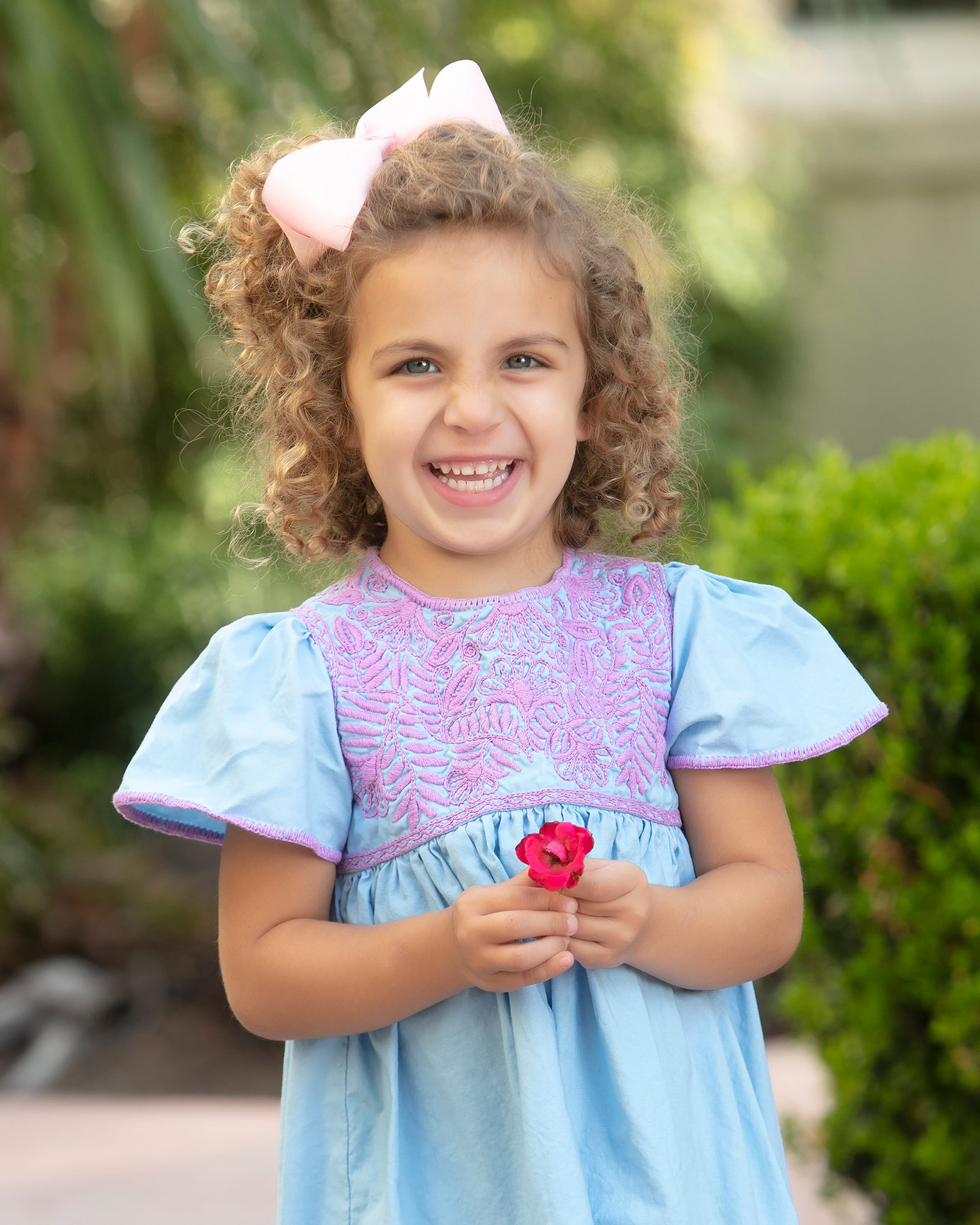 SCHOOL PORTRAITS - Robert Shaw