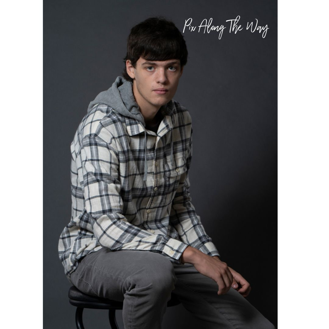 Clinton Iowa Senior Pictures, Pix Along The Way, Lucas, Clinton High School