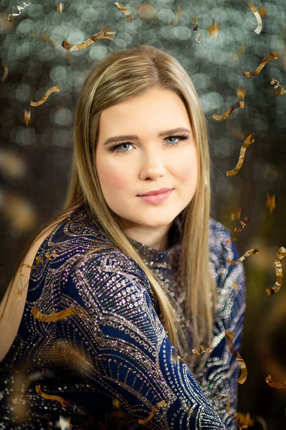 SENIOR INFLUENCER - Bailey&B Photography