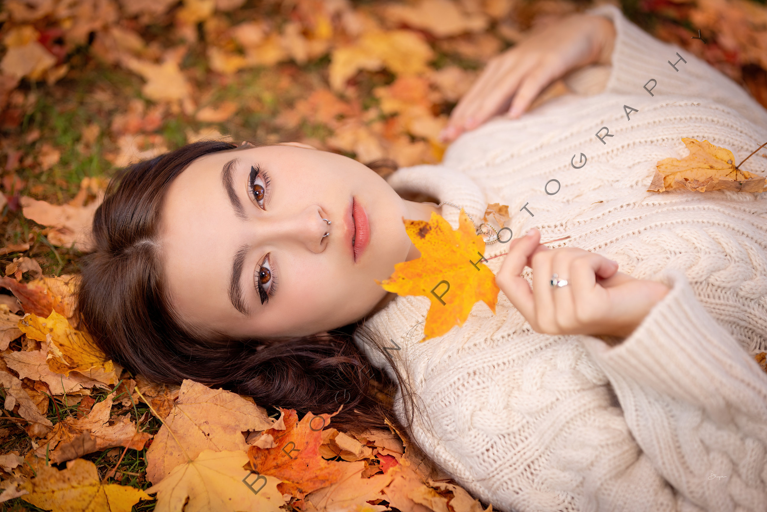 SENIOR PORTRAIT SESSION - Brogen Photography - Portrait Division