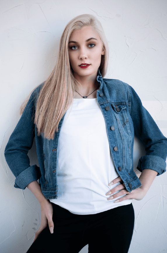 Women: 18-29 - Red Models & Talent