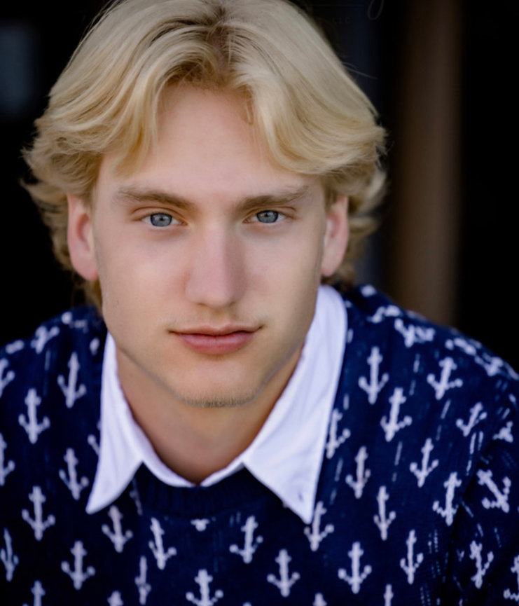 Garrett Burns - Red Models & Talent