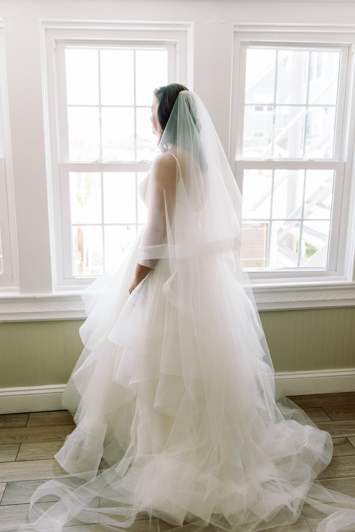 Jaclyn + Robert / Spring House Block Island - Ludwig Photography