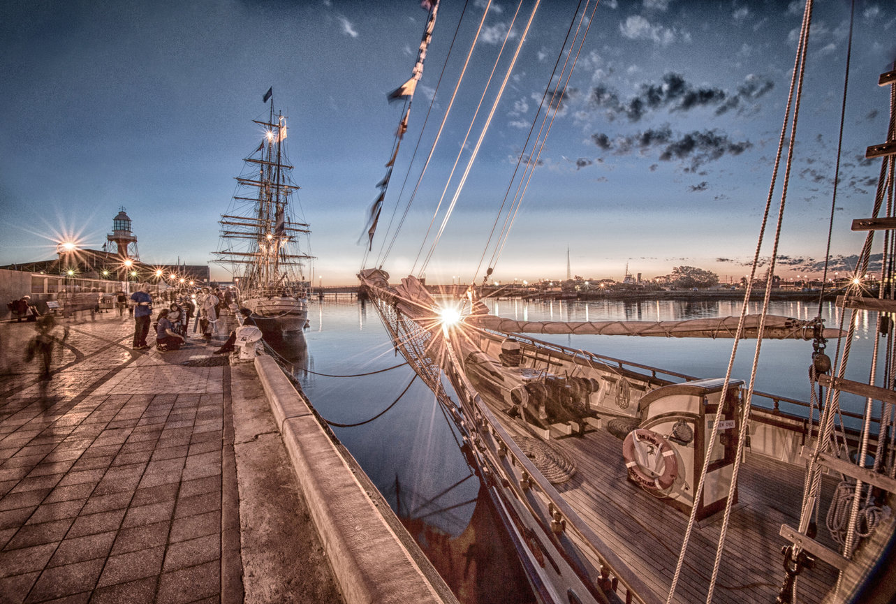 LIMITED EDITION - Lighthouse Studio - Adelaide Photographer