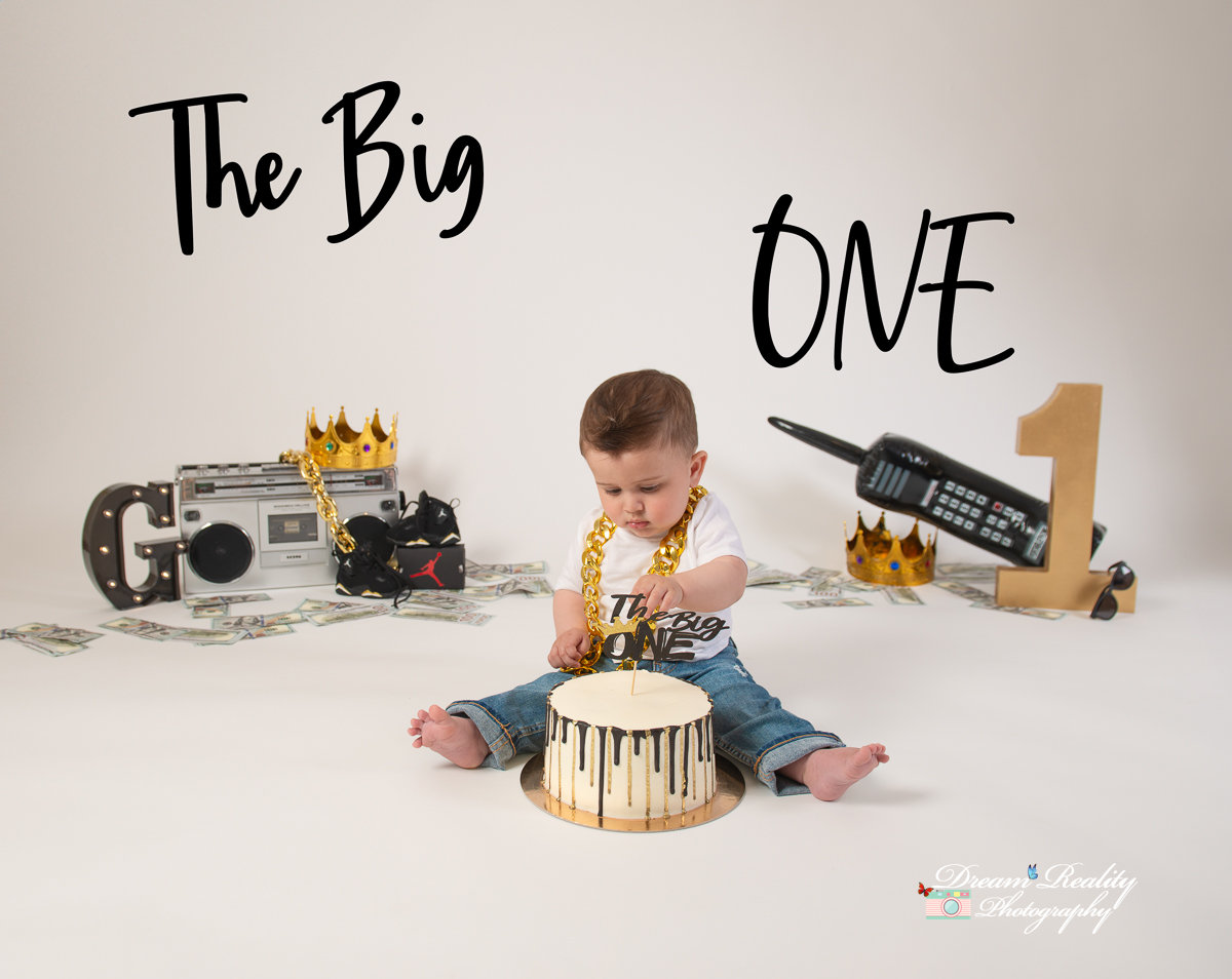 Notorious One Cake Smash { Freehold, NJ Cake Smash Photographer ...