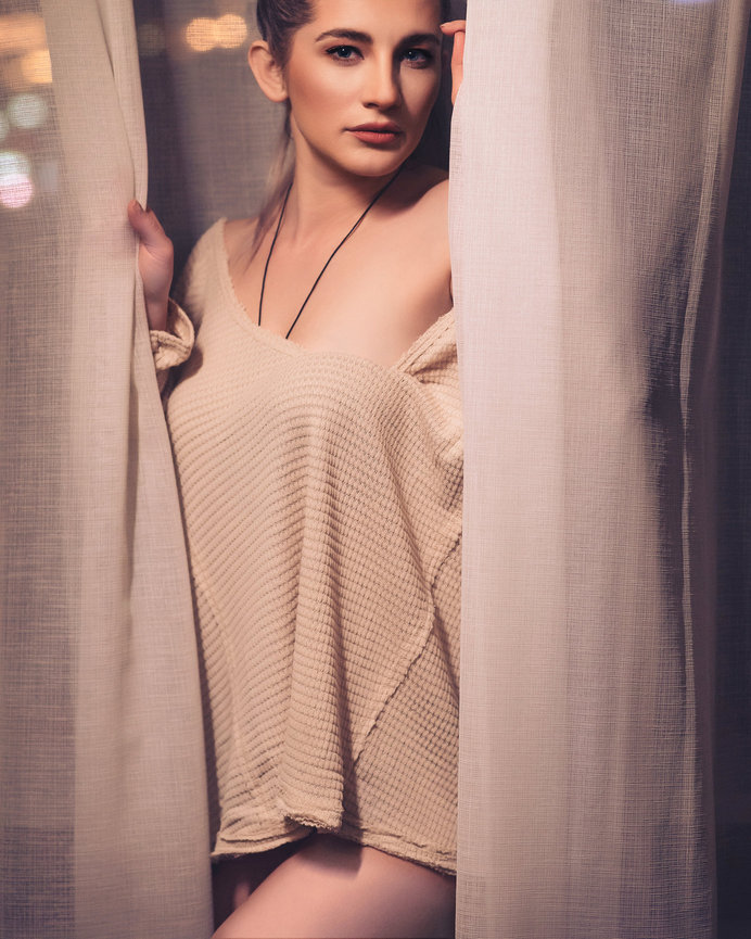 BOUDOIR - Captivate Beauty & Boudoir