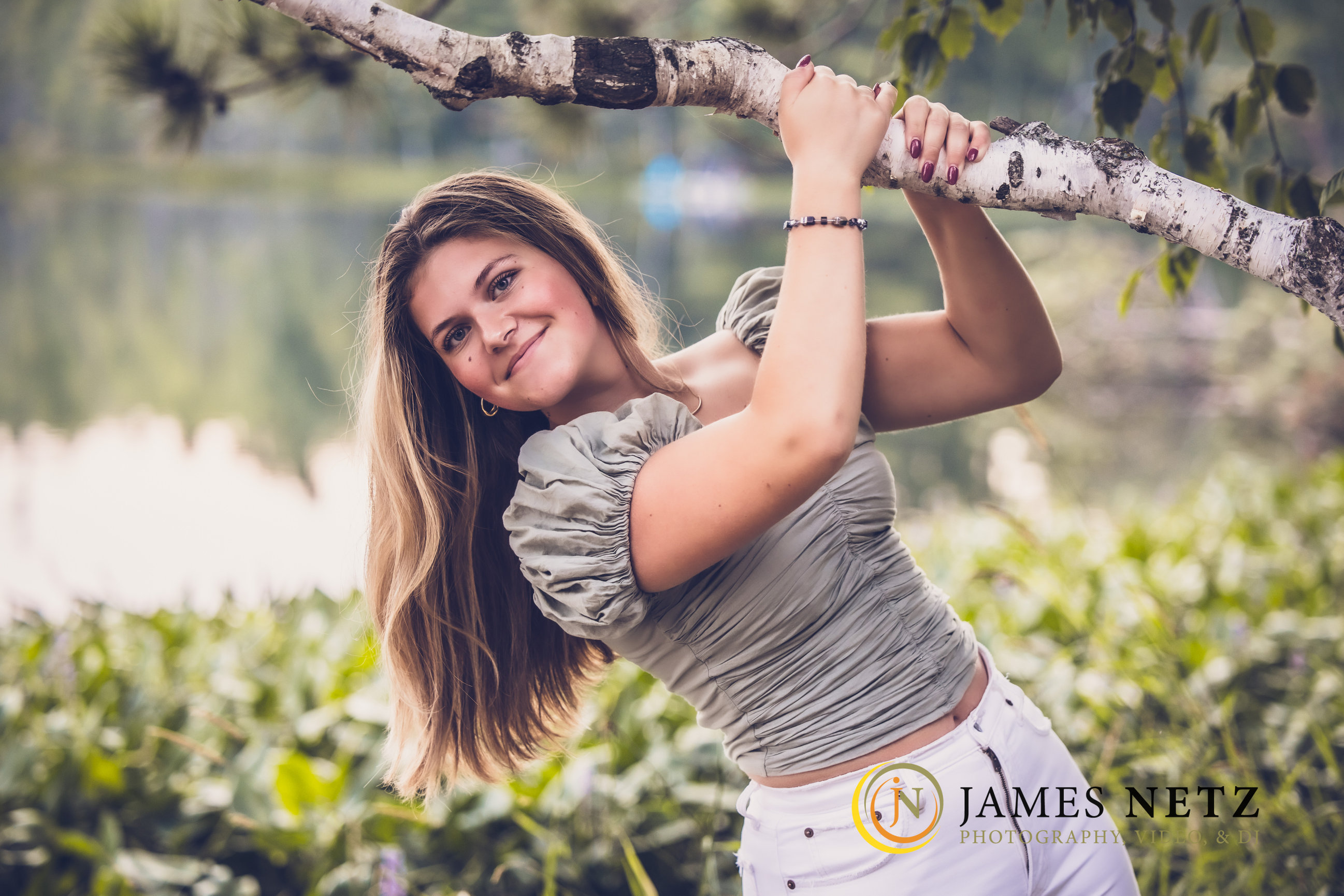 Mackenzie Senior Portraits - James Netz Photography