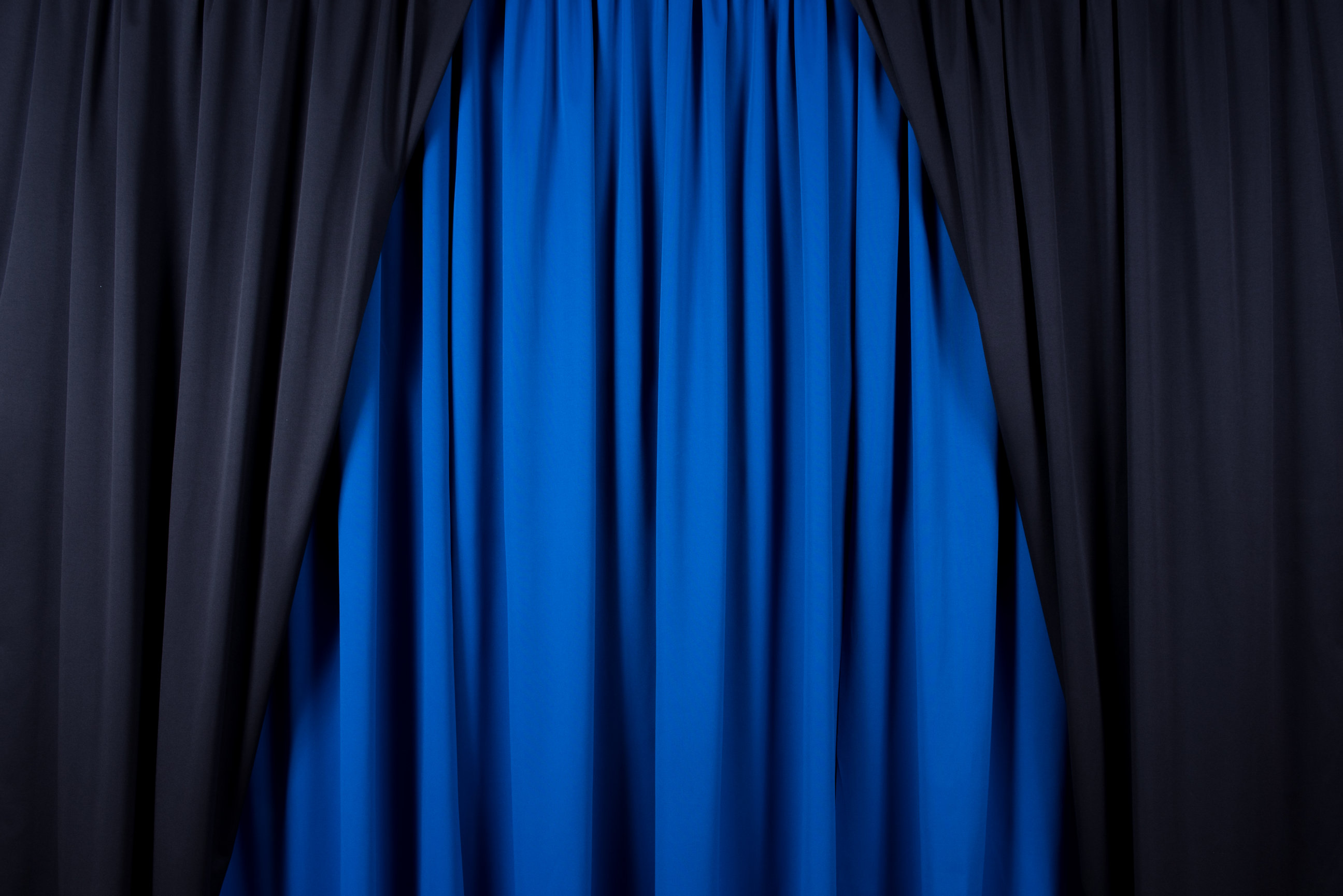 PREMIUM BACKDROP OPTIONS - Signature Photo Booth Rentals Cincinnati ...