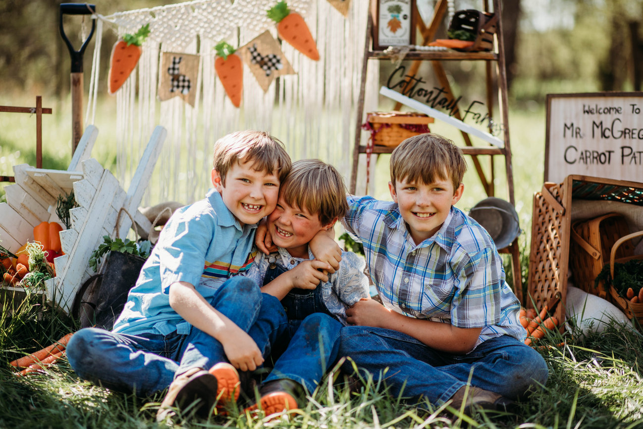 EASTER MINIS - E. Pheriby Photography