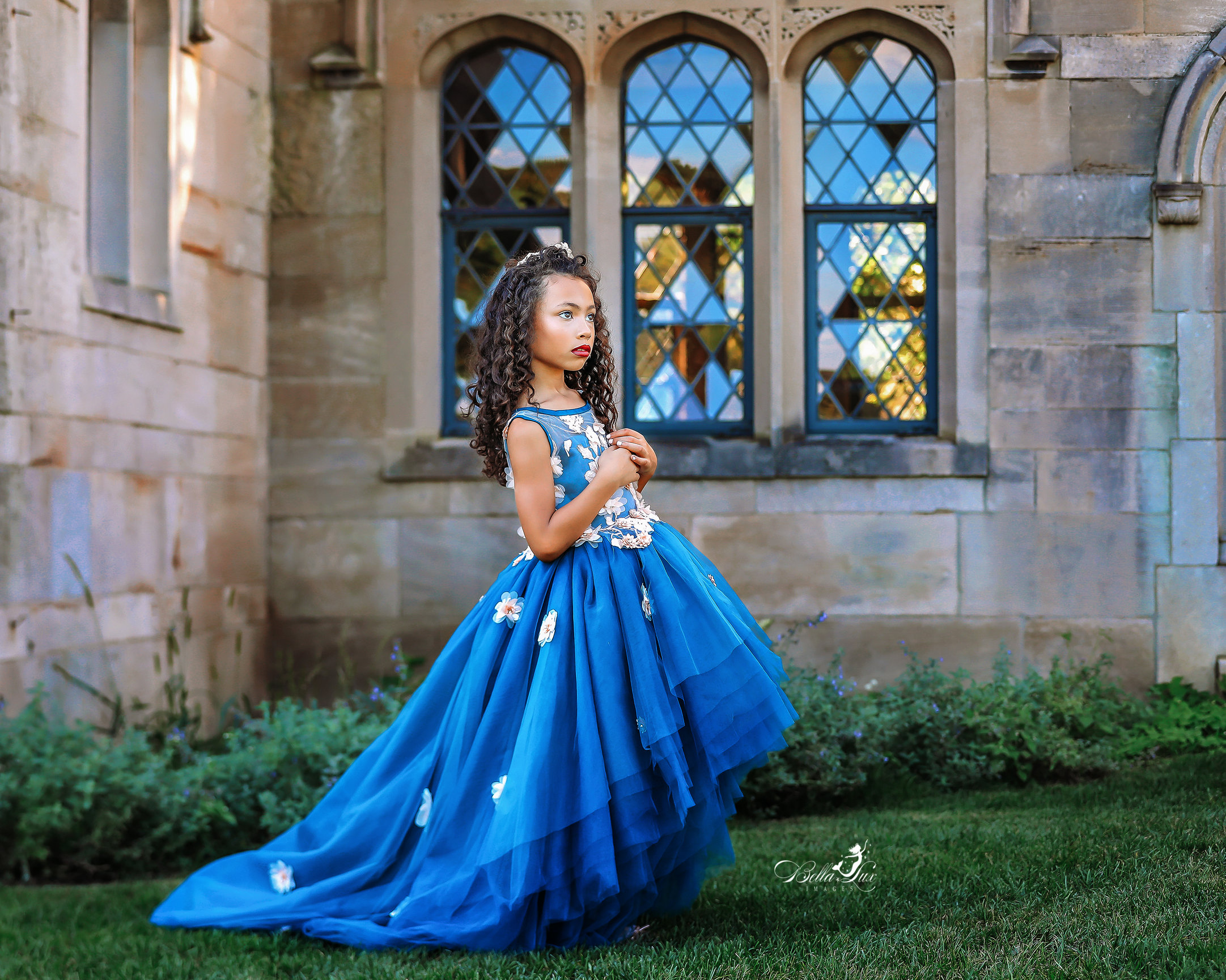 COUTURE/FINE ART/CONCEPTUAL - Bella Lux Images