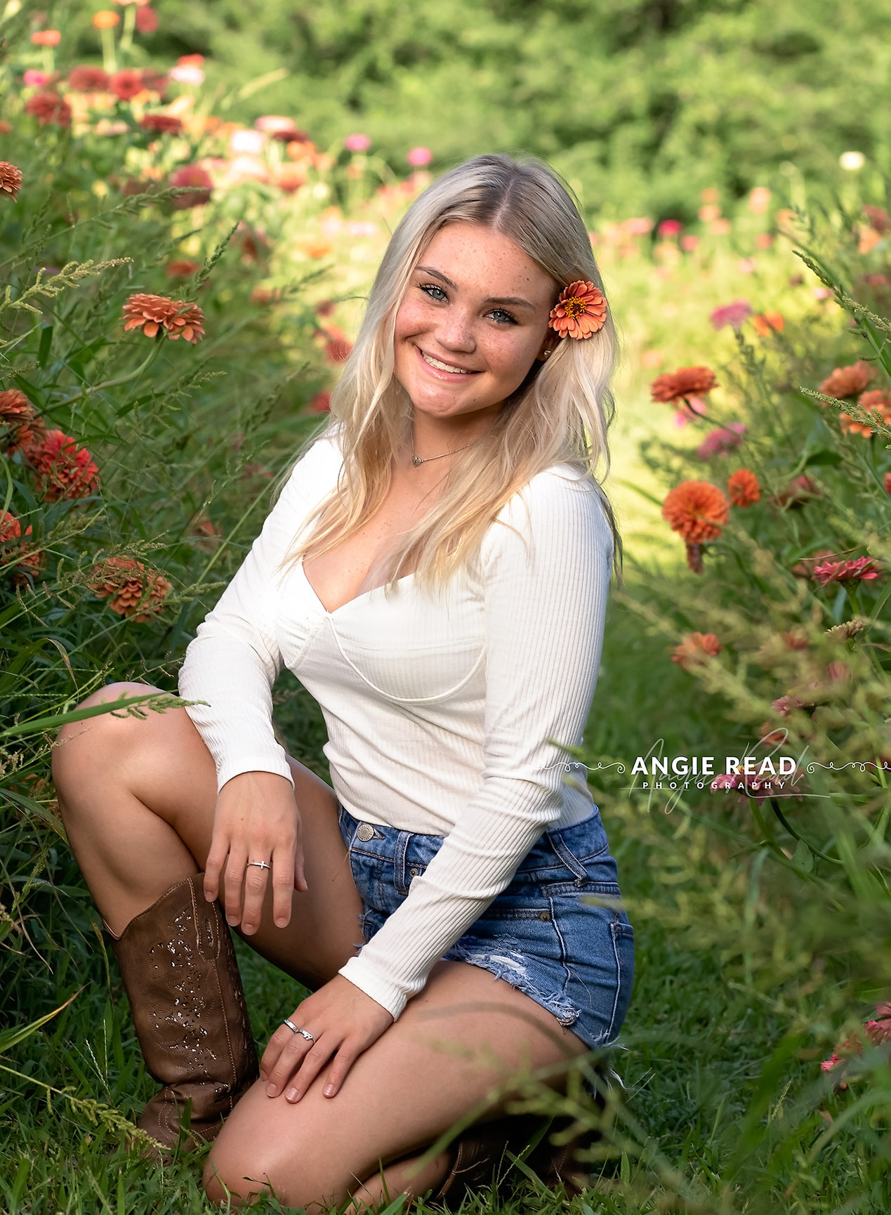 Houston Area High School Senior Mini Session - Flower Farm Mini Session ...