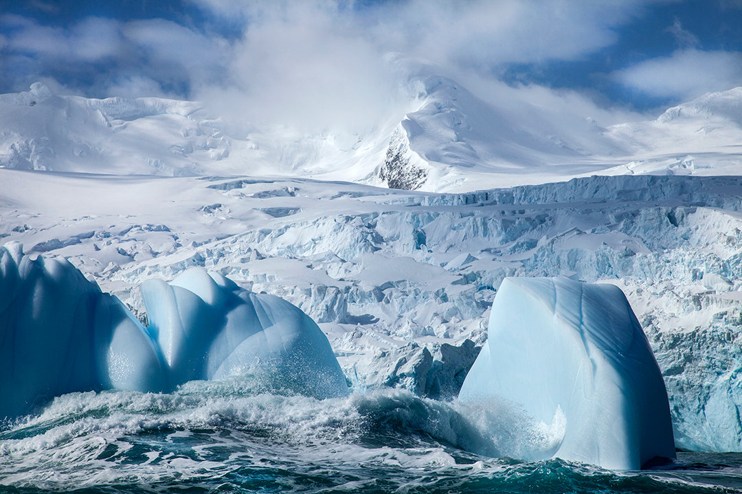 Blue and white landscape - Jim Zuckerman photography & photo tours