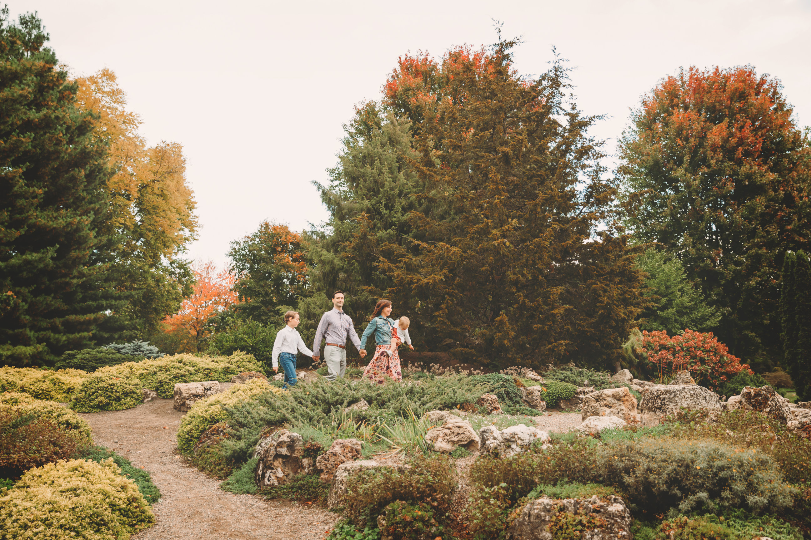 A Visit to the Peace and Rock Garden Minneapolis Family Photographer